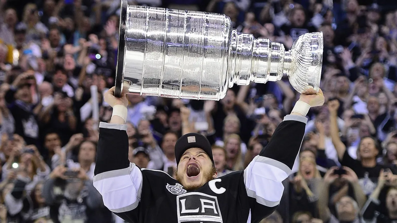 Poprvé v historii vyhráli Stanley Cup Králové z LA — ČT sport — Česká ...