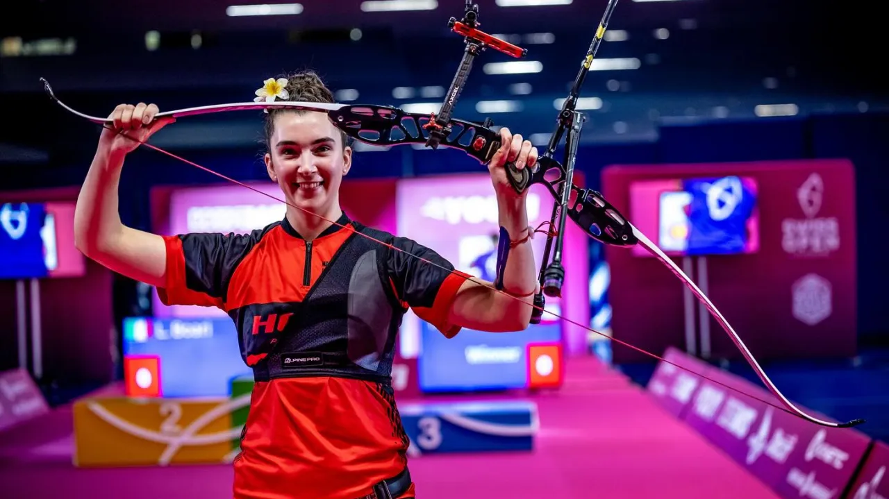 Lukostřelkyně Horáčková ovládla úvodní akci světové halové série v ...