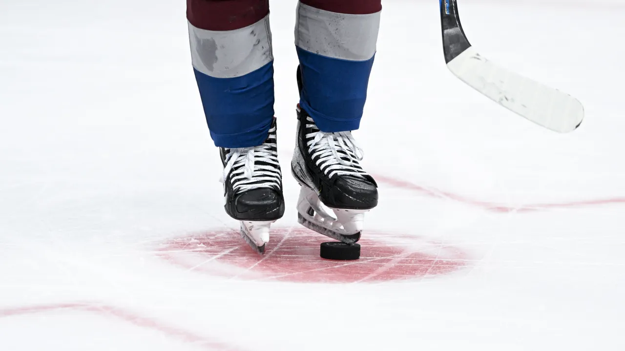 MS hokejistek do 18 let: Česko – Slovensko — ČT sport — Česká televize