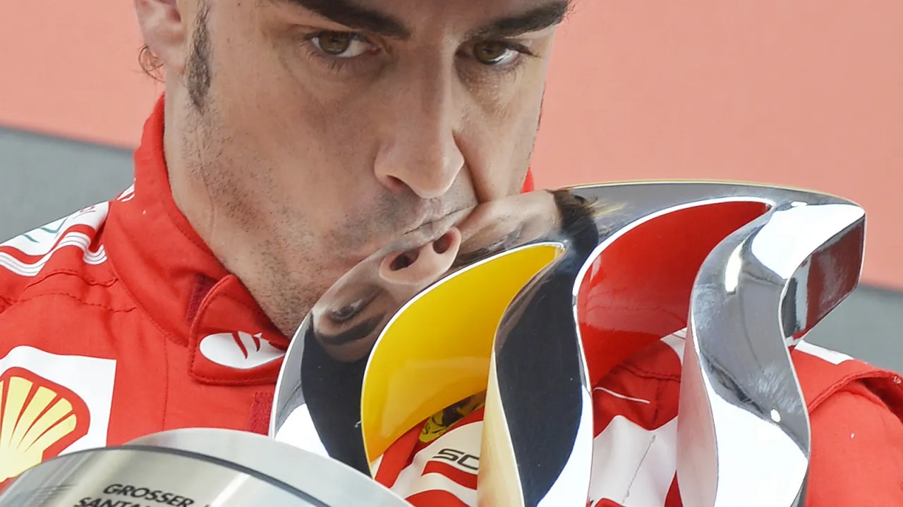 Alonso vyhrál v Hockenheimu a upevnil si vedení v MS — ČT sport — Česká ...