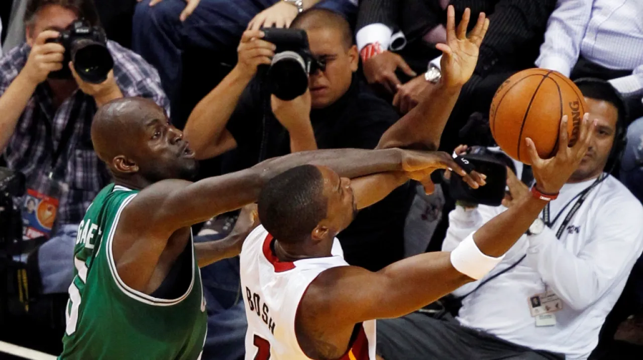 Boston otočil sérii s Miami a do finále má blíž — ČT sport — Česká televize