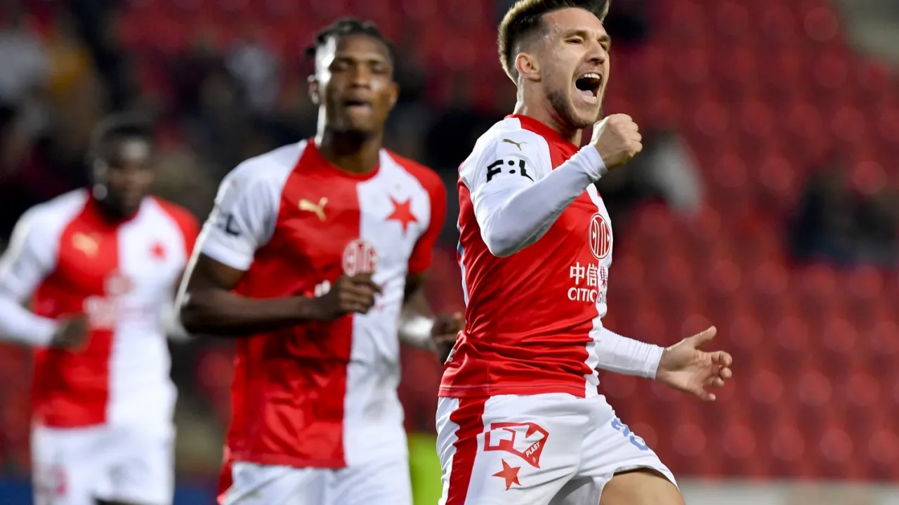 Slavia v poklidném tempu nastřílela Karviné pět gólů a v poháru ...